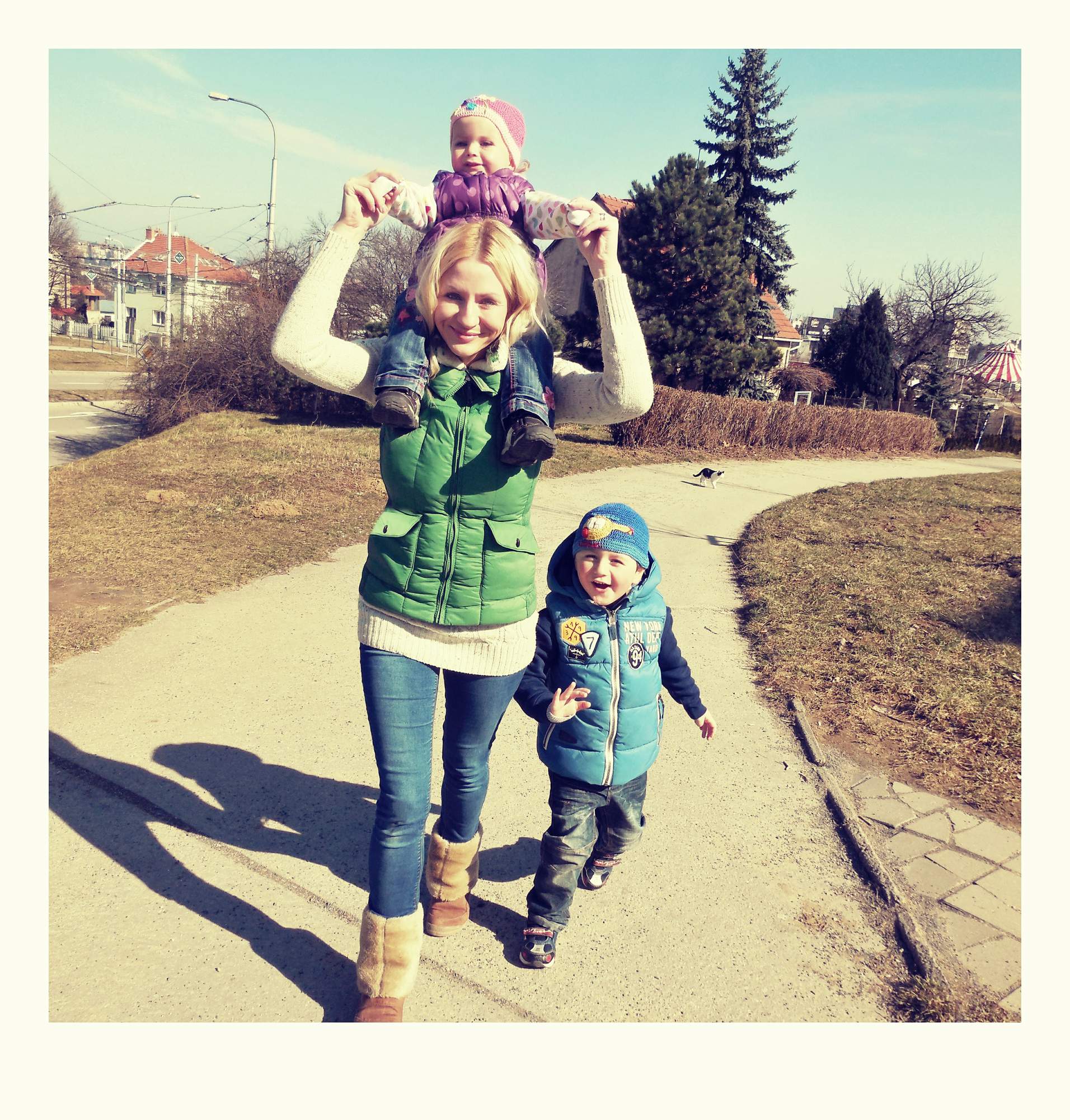 Maminčina príma smečka – Tomášek, Verunka a Nikolka – album on Rajče