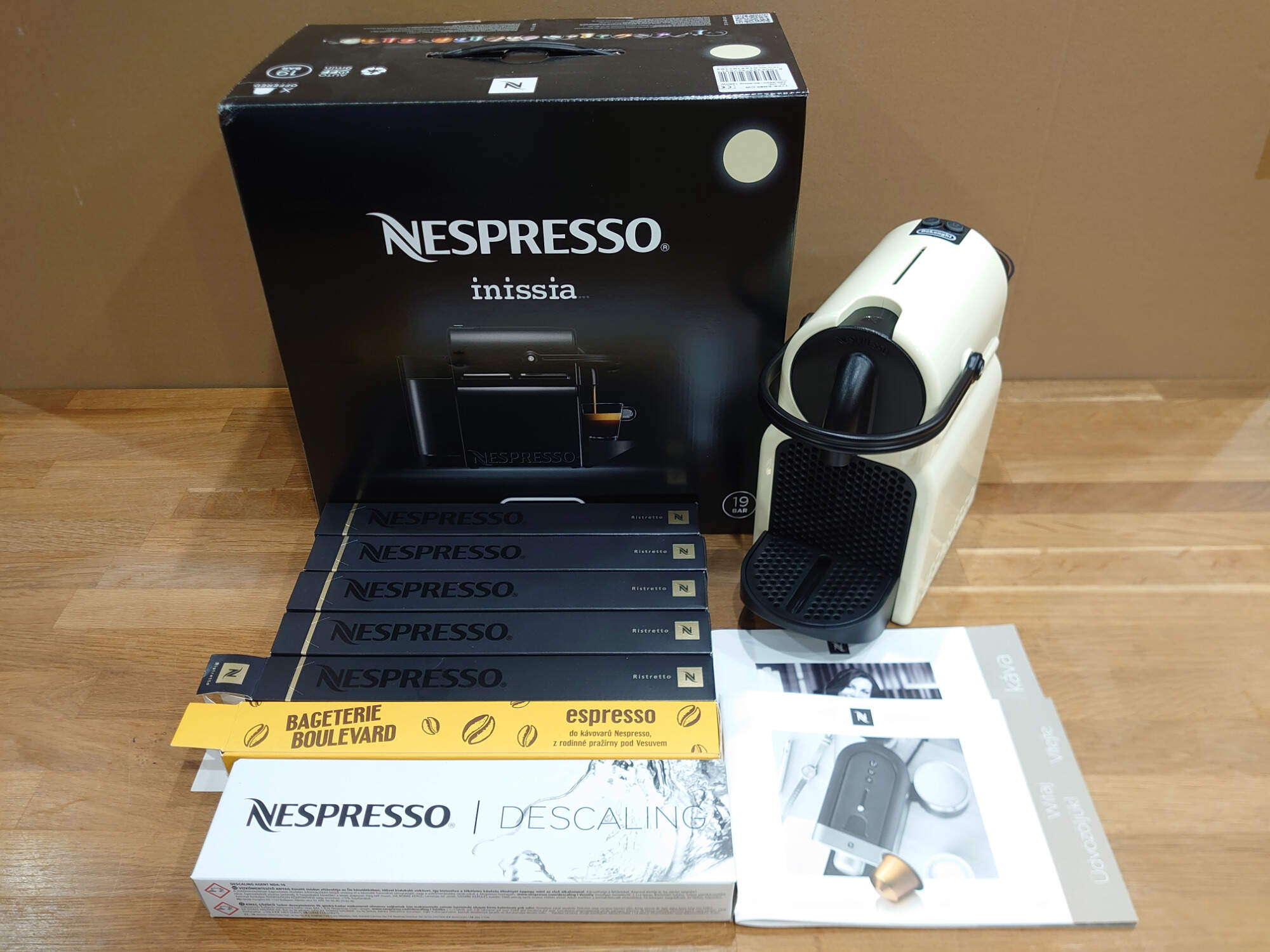 Kávovar DELONGHI Inissia EN80.CW (Nespresso) | Aukro