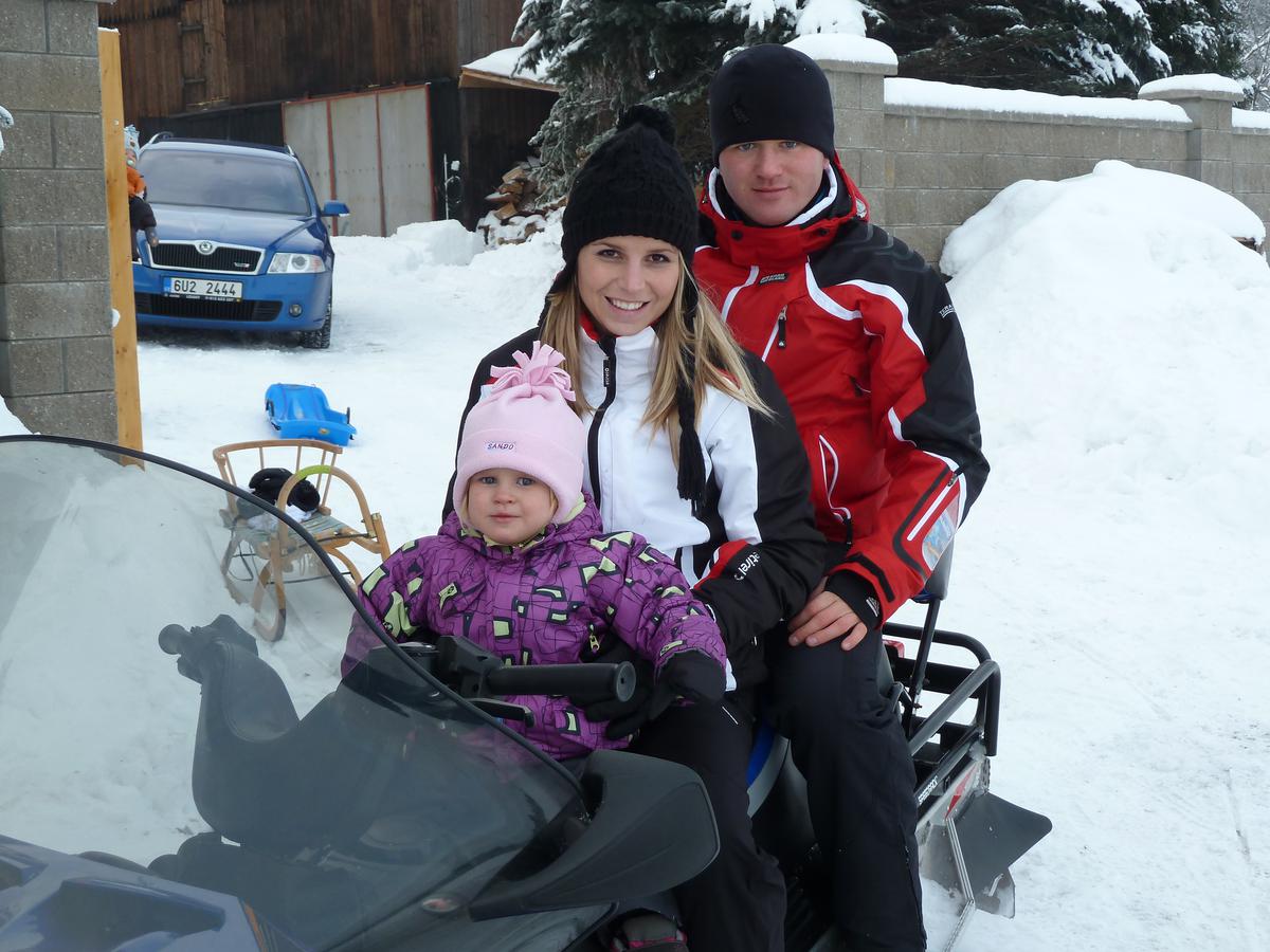 Leonka do 2,5 roku, vánoce, klínovec, úpa 2012 – klver – album on Rajče